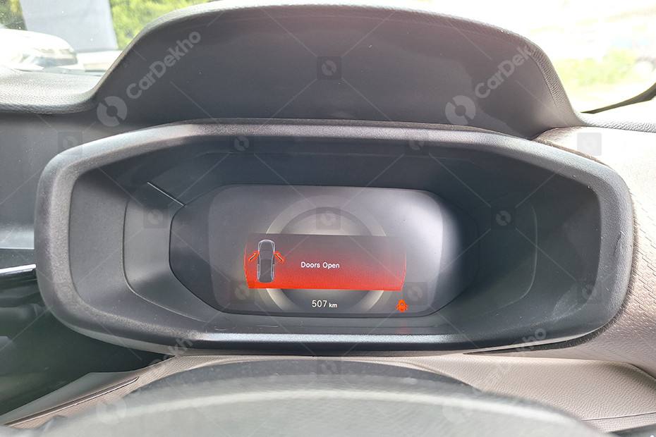 Citroen Basalt Plus Variant Explained In 15 Real-life Images | CarDekho.com