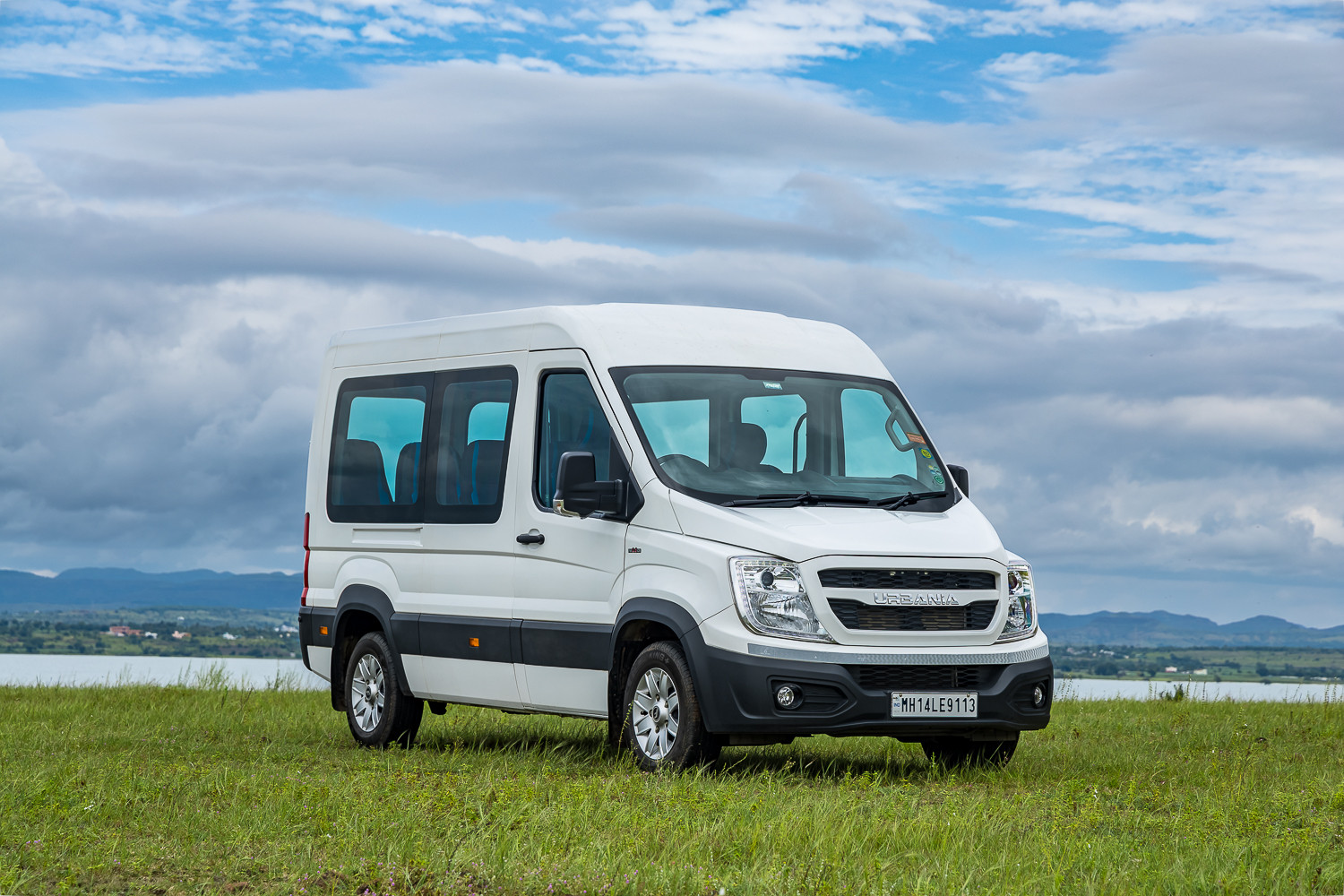 Force Urbania Price - Images, Colours & Reviews