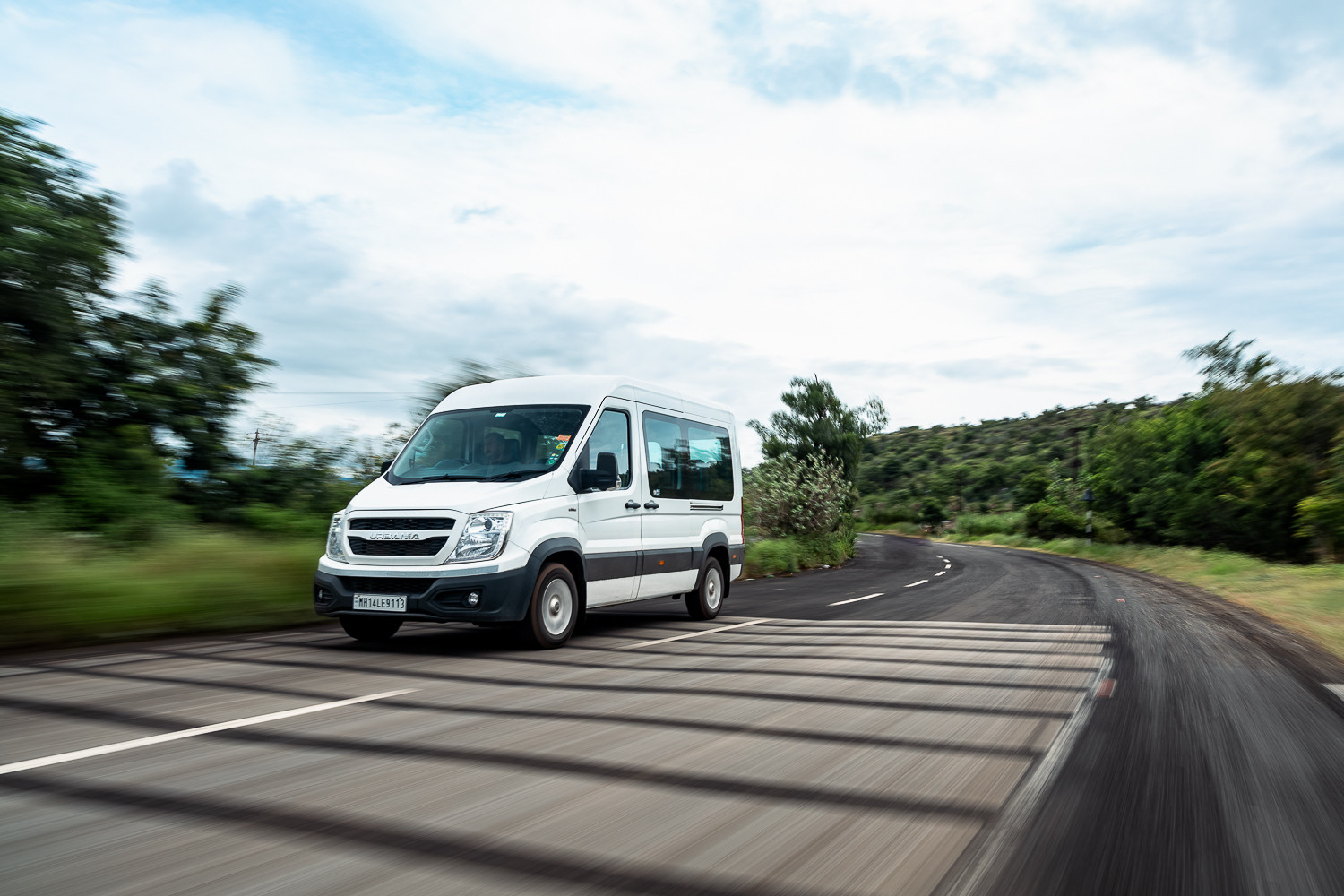 Force Urbania Price - Images, Colours & Reviews