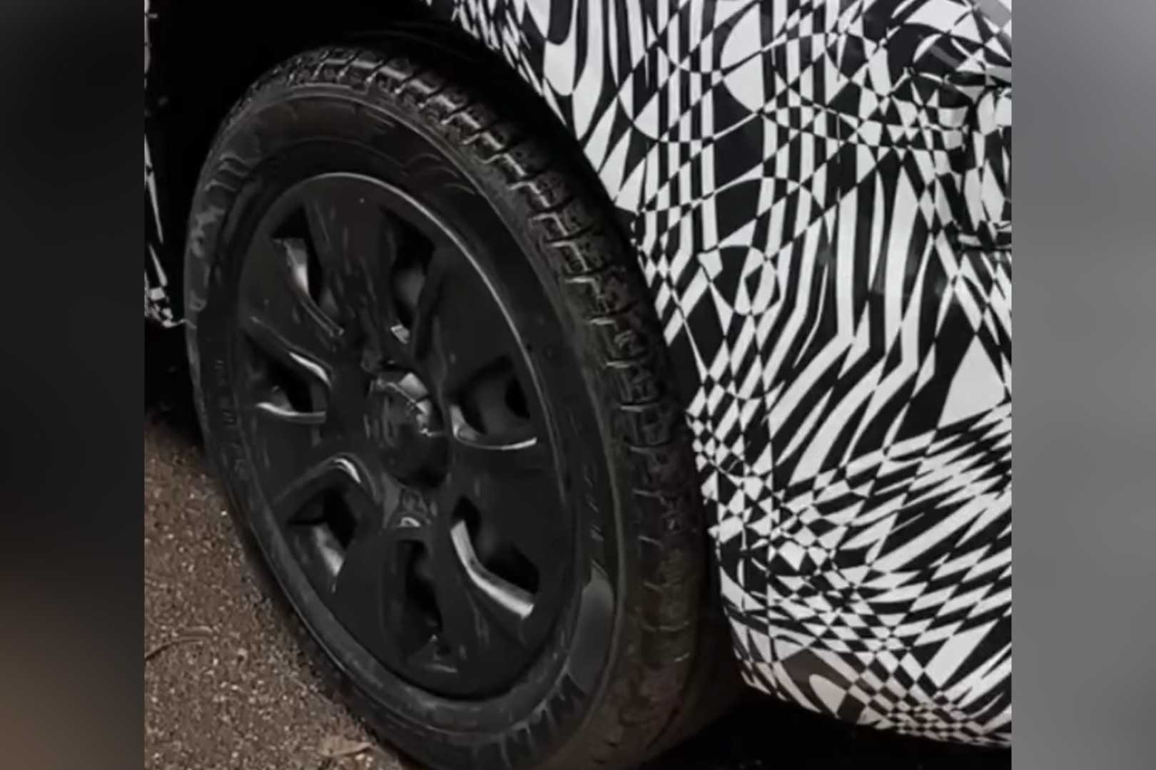 Skoda Kylaq Base Variant Spied For The First Time Ahead Of SUV’s Debut ...