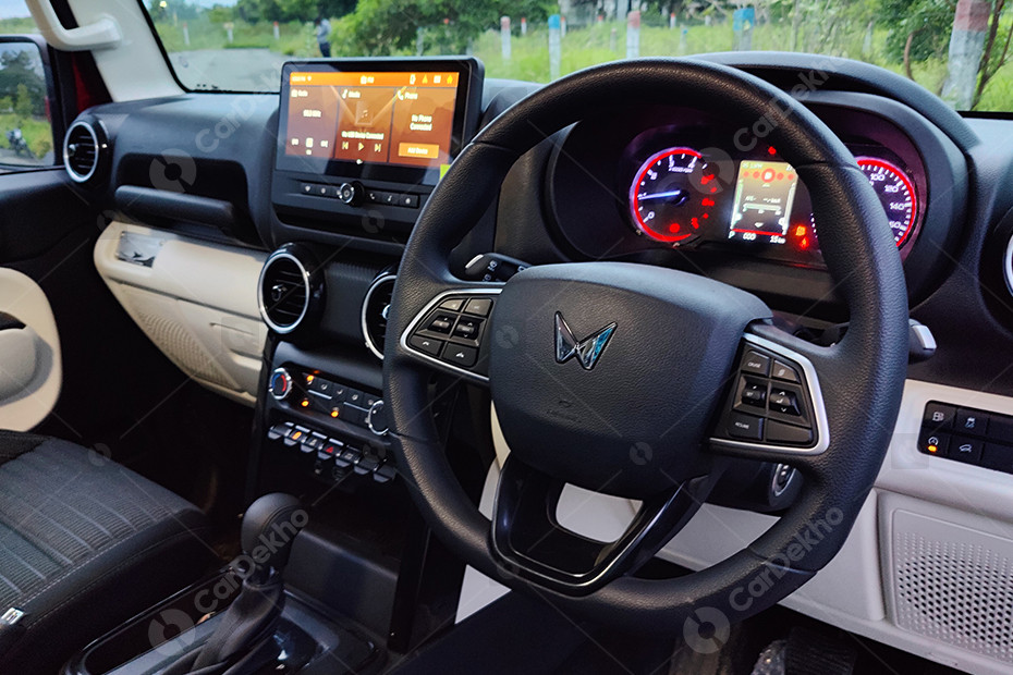 Mahindra Thar Roxx MX3 Variant Explained In 10 Real-life Images ...