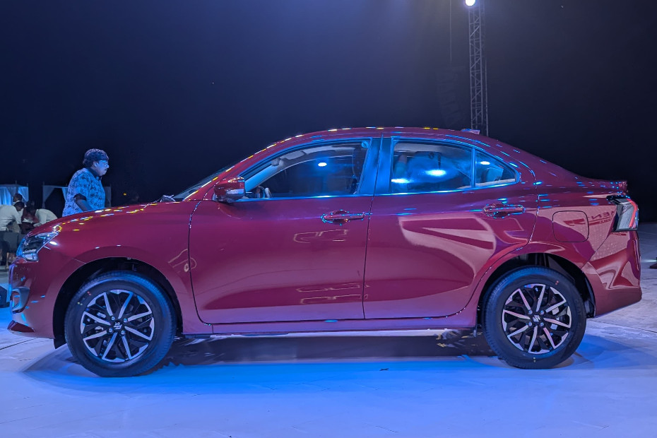 2024 Maruti Dzire Exterior And Interior Explained In 15 Real-life ...