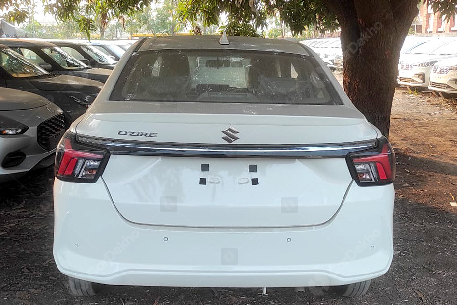 2024 Maruti Dzire VXi Variant Explained In 7 Real-life Images ...