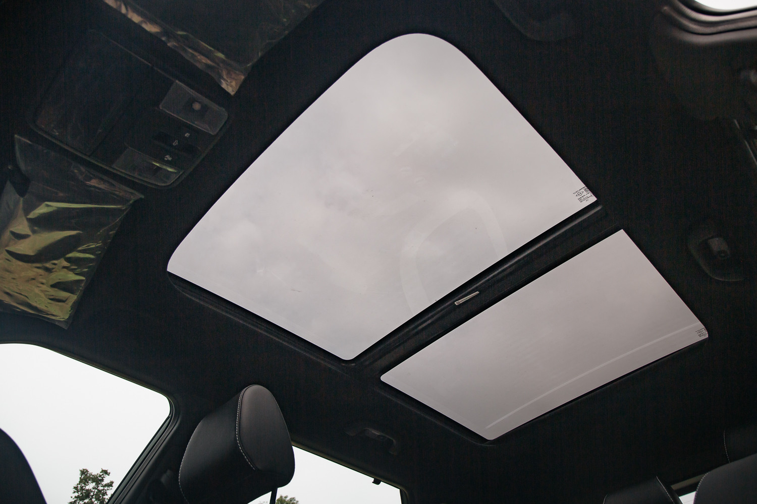 10 Features Kia Syros Could Borrow From Kia Seltos: Panoramic Sunroof ...