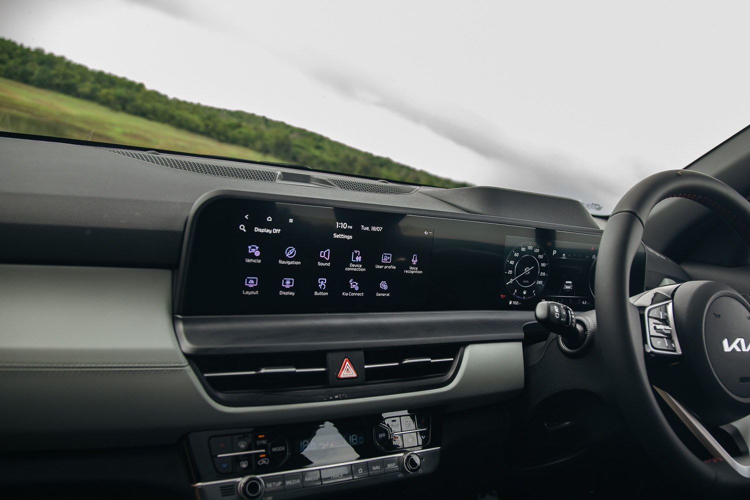 10 Features Kia Syros Could Borrow From Kia Seltos: Panoramic Sunroof ...