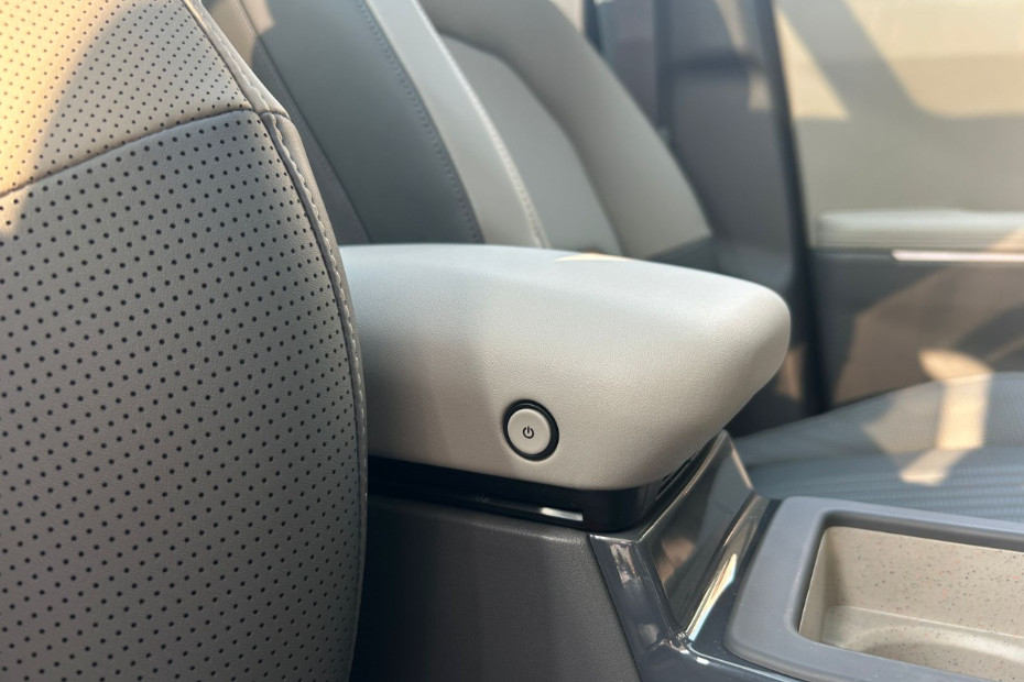 Kia Syros Interior Explained In 15 Real-life Images | CarDekho.com