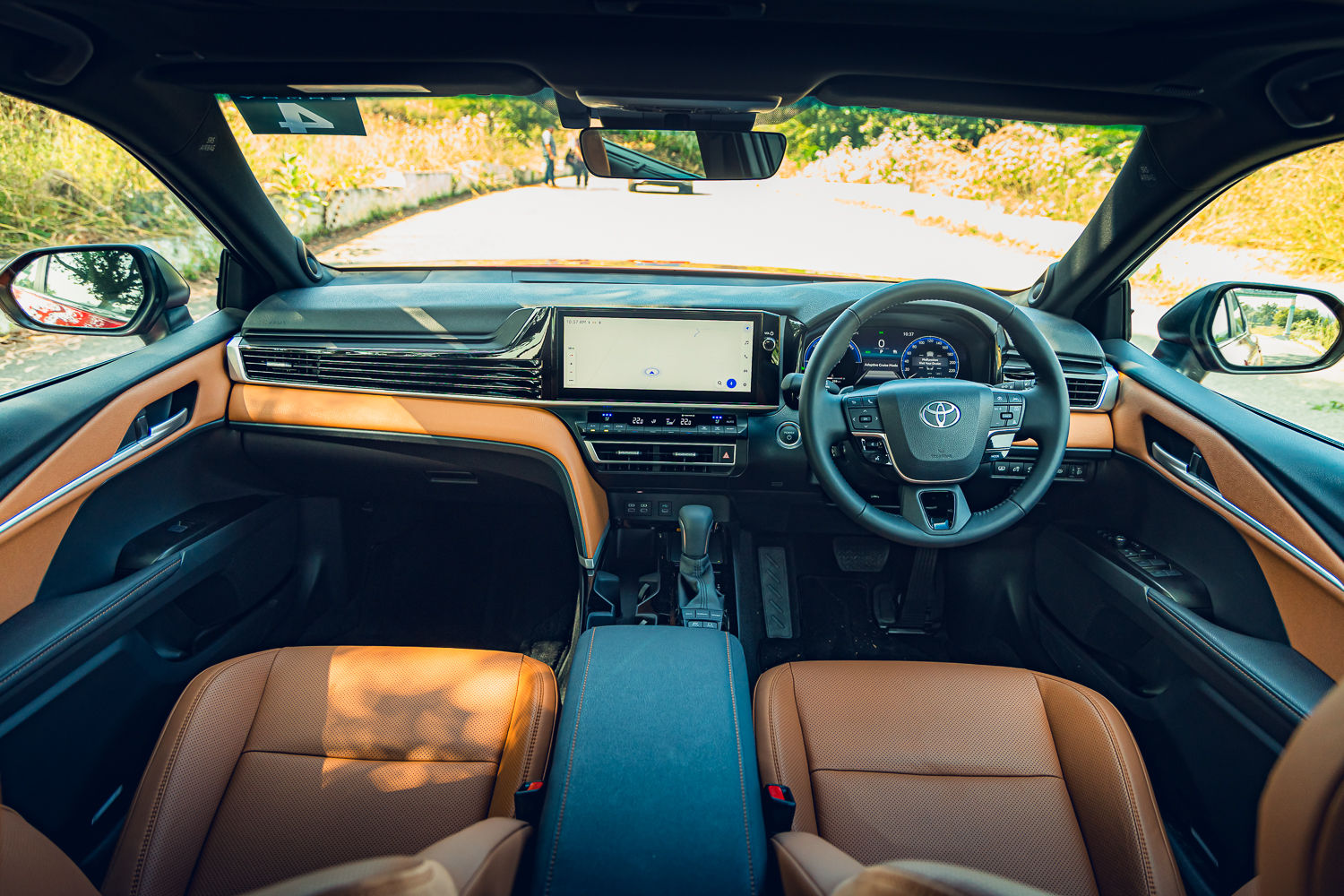 Toyota Camry Price - Features, Images, Colours & Reviews