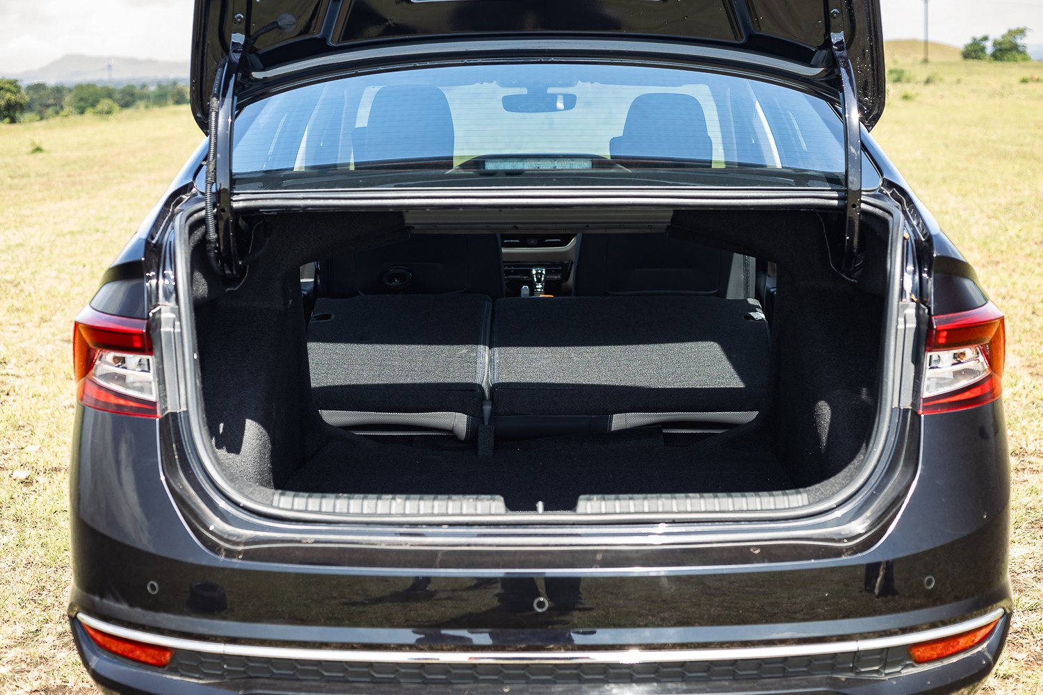 Skoda Slavia Price - Features, Images, Colours & Reviews