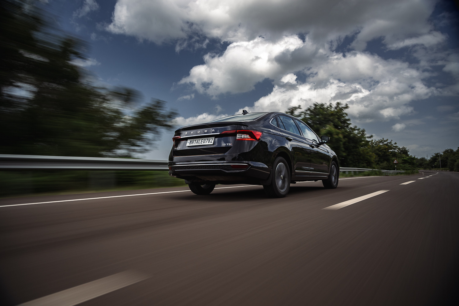 Skoda Slavia Price - Features, Images, Colours & Reviews