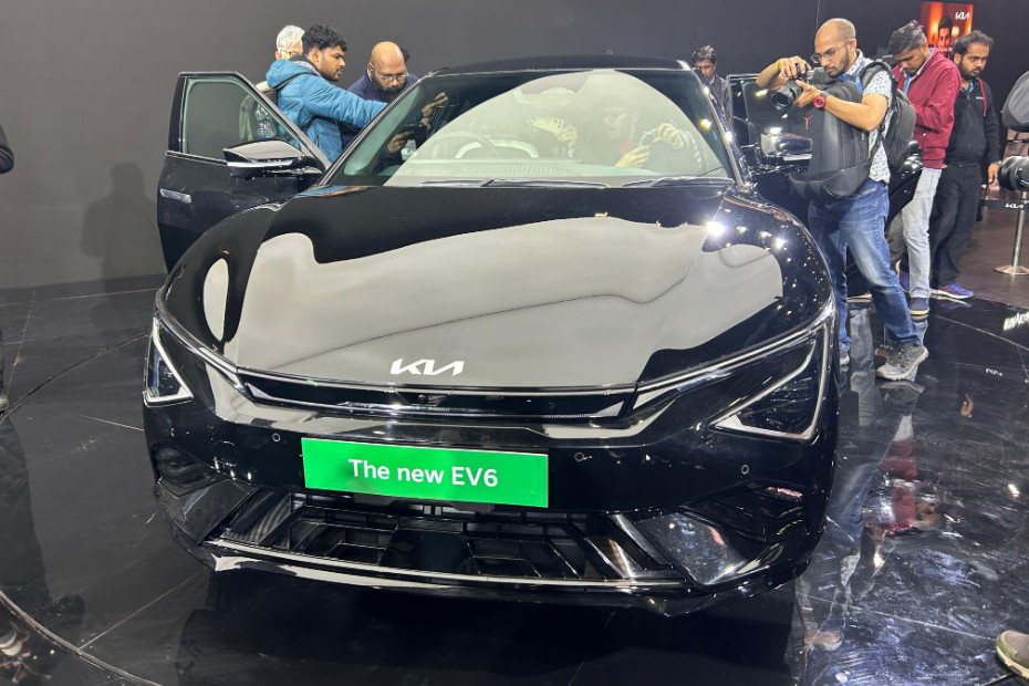 Kia At Auto Expo 2025: Kia Syros, Kia EV6 Facelift, And Kia Carnival Hi Limousine Showcased ...