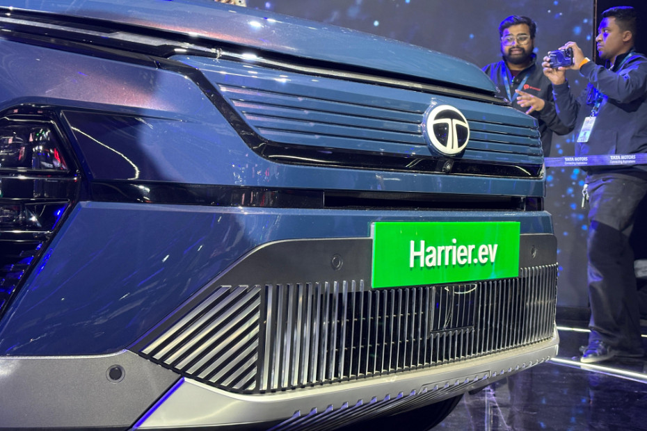 Bharat Mobility Global Expo 2025: Tata Harrier EV Showcased At The Auto Expo 2025, Launch Soon ...