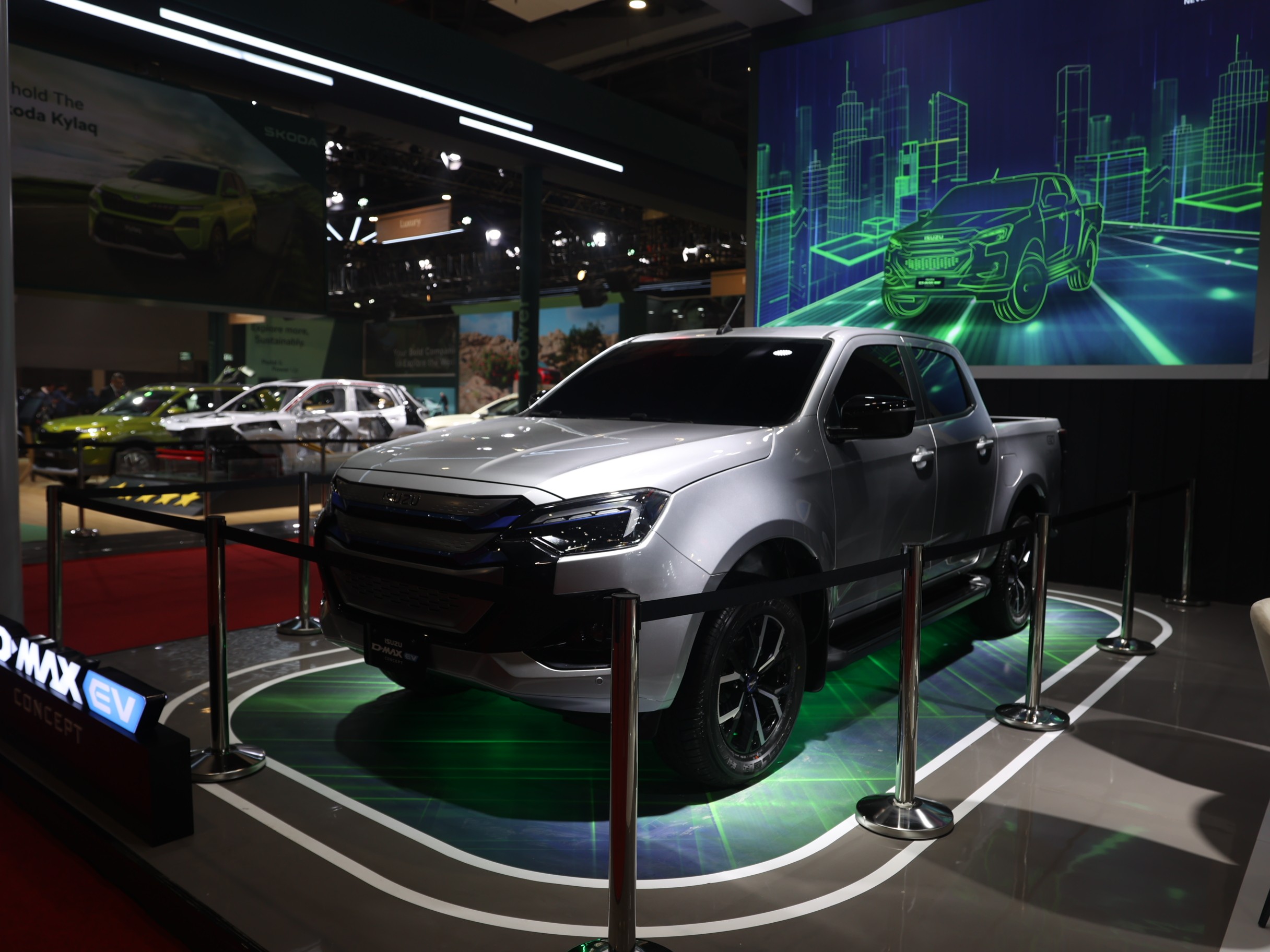 Bharat Mobility Global Expo 2025: Isuzu D-Max BEV Concept Revealed At The Auto Expo 2025 ...