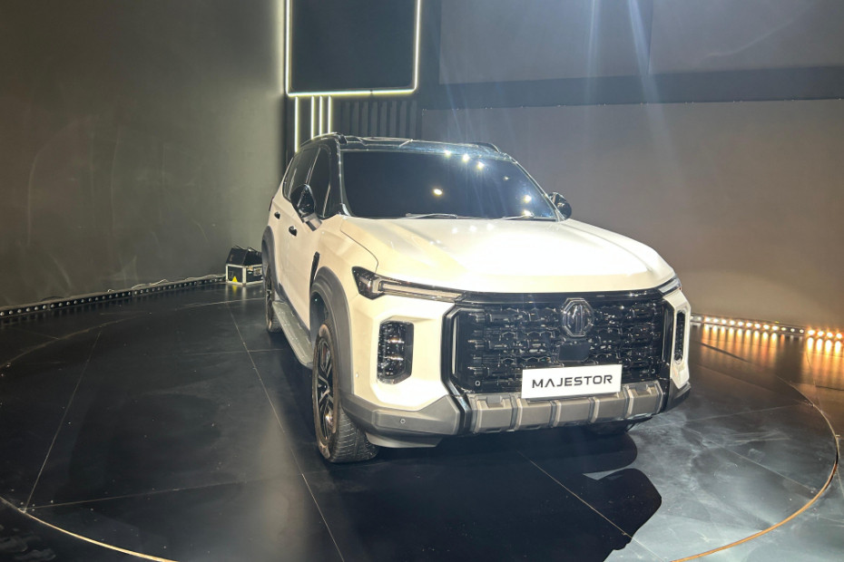 Bharat Mobility Global Expo 2025: MG Majestor Debuts At Auto Expo 2025 ...