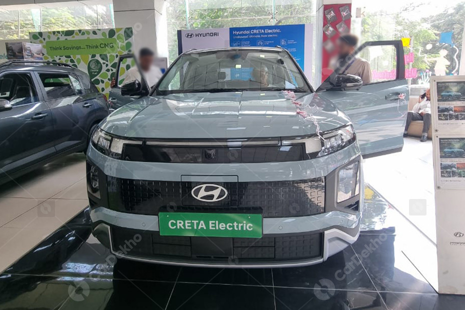 Hyundai Creta Electric Arrives At Dealerships After Its Launch At Auto ...