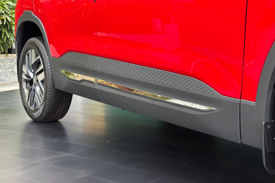 Skoda Kylaq Exterior And Interior Accessories Explained In Real-life ...