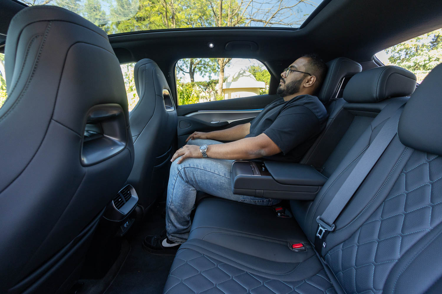 BYD Sealion 7 Rear Seat Comfort Tested In Real Life | CarDekho.com