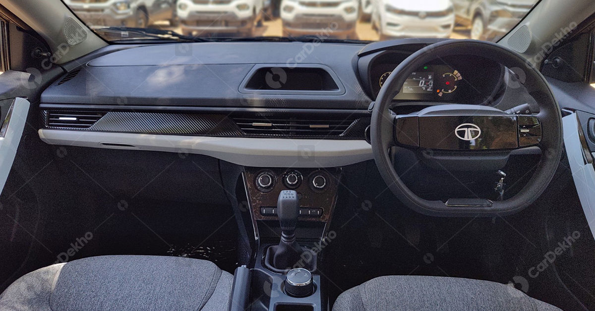 Tata Curvv Smart vs Accomplished Plus A Variant Exterior And Interior ...