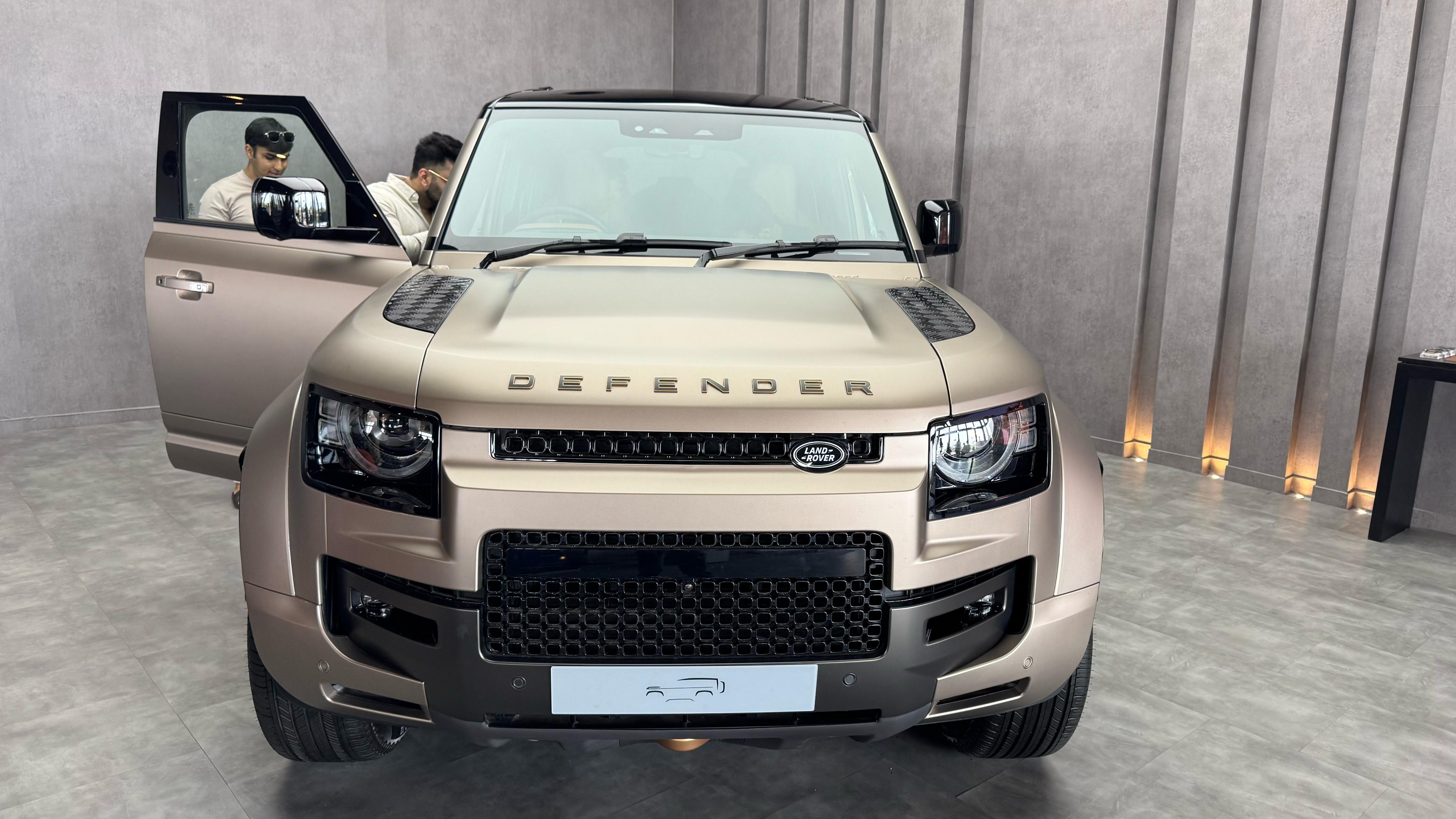 Land Rover Defender Octa Launched In India At Rs 2.59 Crore: Exterior ...