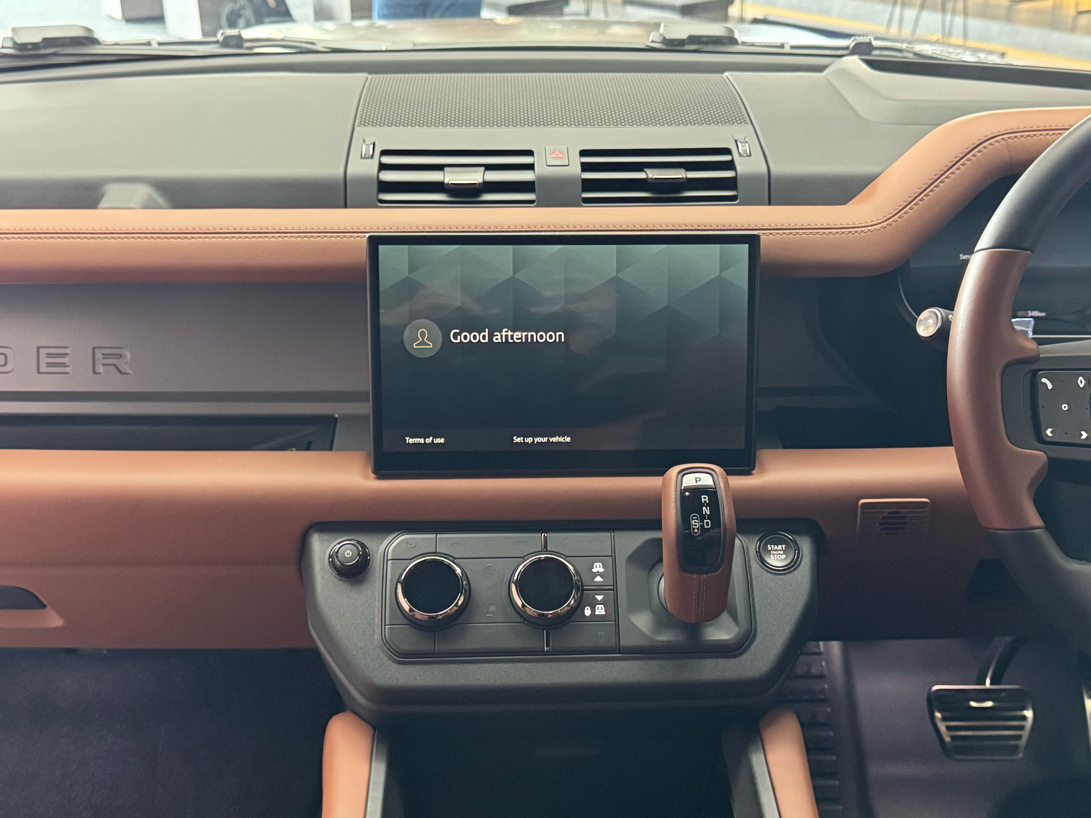 Land Rover Defender Octa Launched In India At Rs 2.59 Crore: Exterior ...