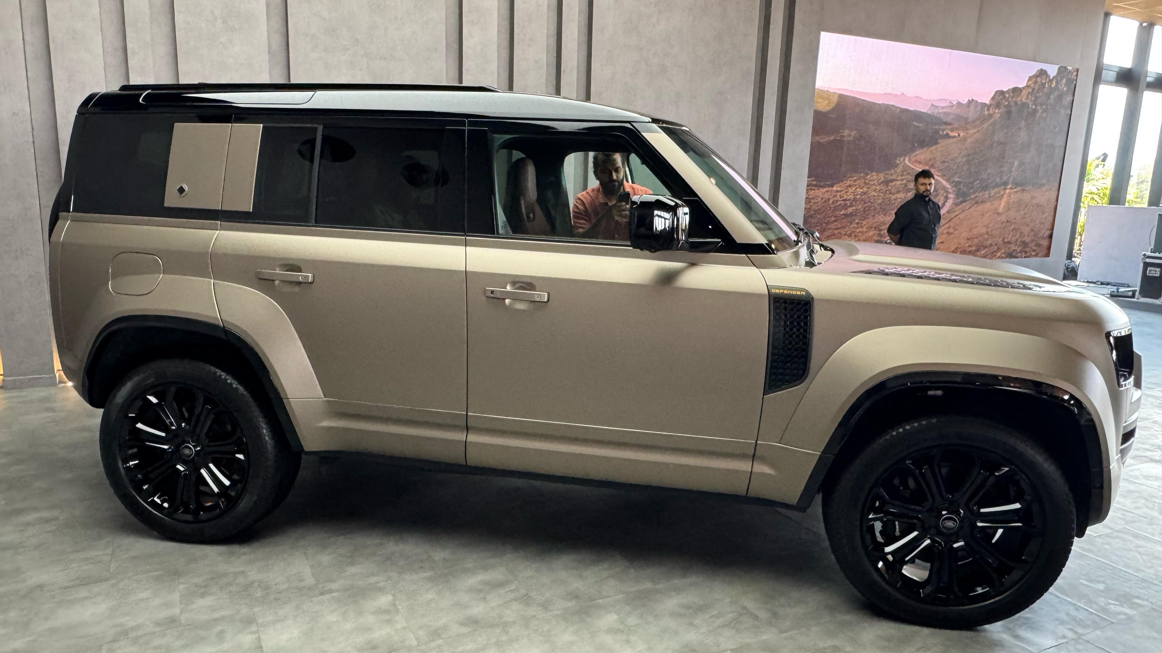 Land Rover Defender Octa Launched In India At Rs 2.59 Crore: Exterior ...