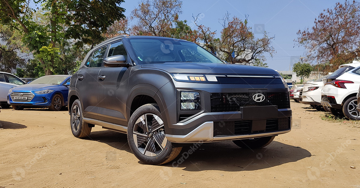 Hyundai Creta Electric Smart (O) Variant Detailed In 10 Real-life ...