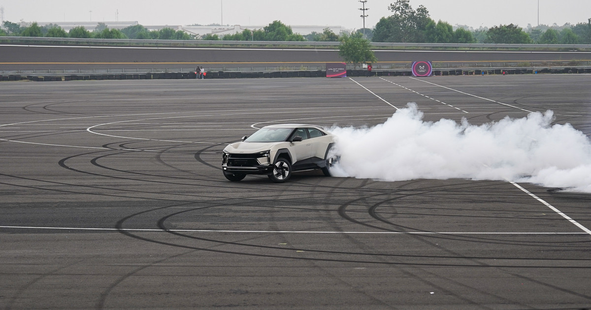 Watch: Mahindra BE 6 Electric SUV Variants Explained: Pack One, Pack ...