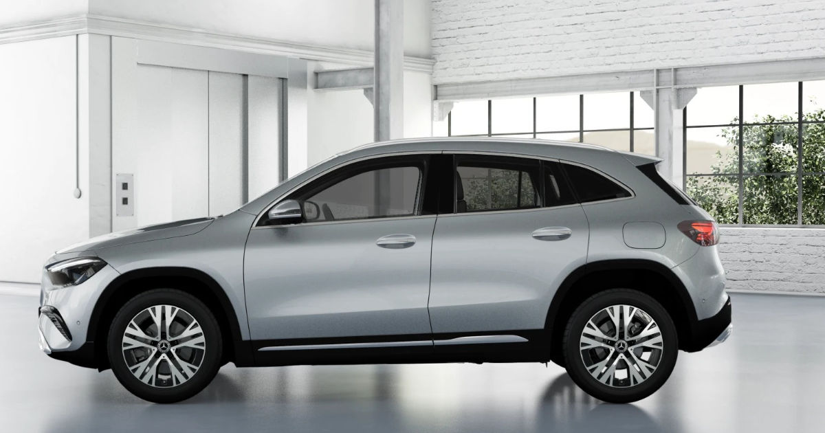 Volkswagen Tiguan R Line vs Mercedes Benz GLA 200: Prices, Dimensions ...
