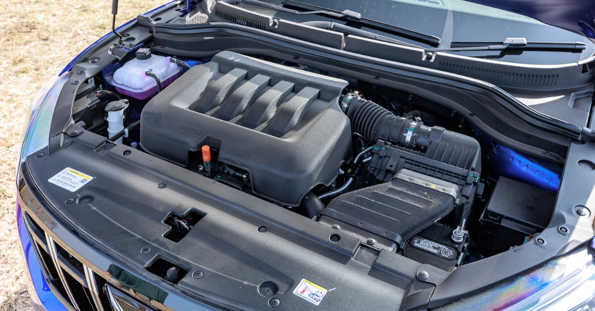 Mahindra XUV700 AX3 And 5 Seater Variants Discontinued; Prices Now Start From Rs 14.49 lakh ...