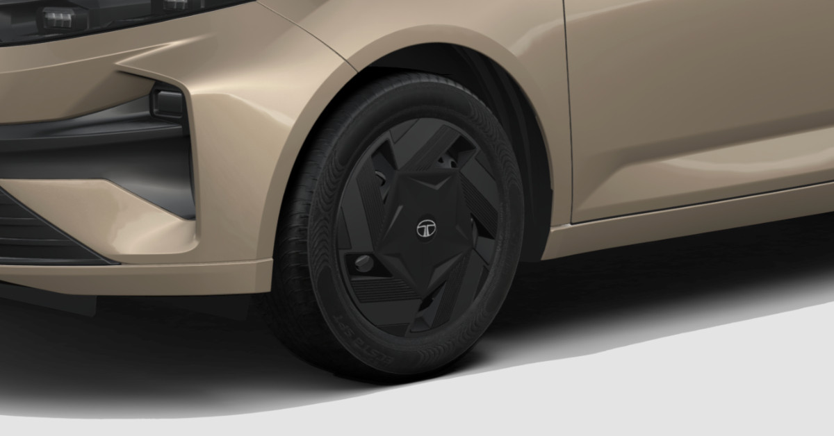 2025 Tata Altroz Facelift Pure Variant Features, Engine Options, Design ...