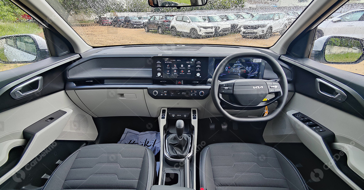 Kia Carens Clavis Mid Spec HTK Variant Design, Interior, Features ...
