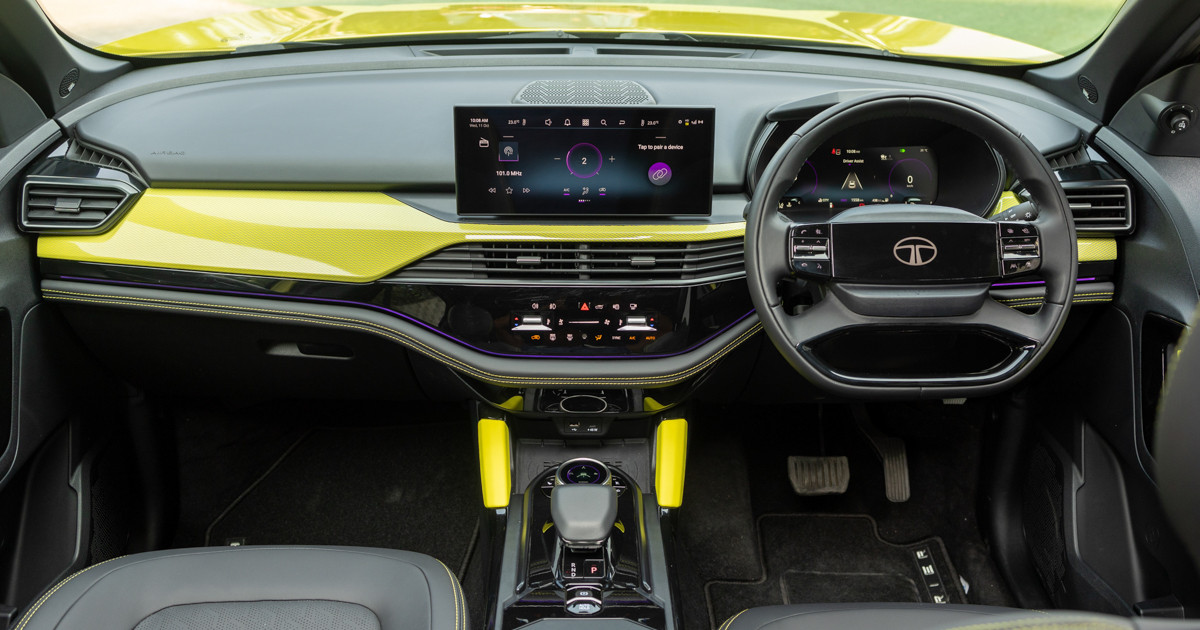 2025 Tata Harrier EV vs Tata Harrier ICE: Exterior And Interior Design ...