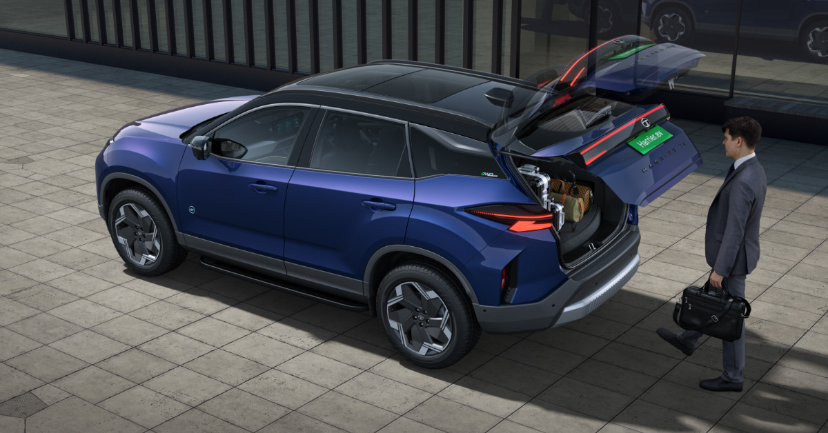 2025 Tata Harrier EV vs Tata Harrier ICE: Exterior And Interior Design ...