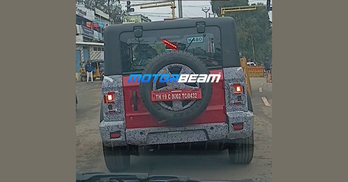 Upcoming Mahindra Thar 3-door Facelift Spied With Thar Roxx-like Tail ...