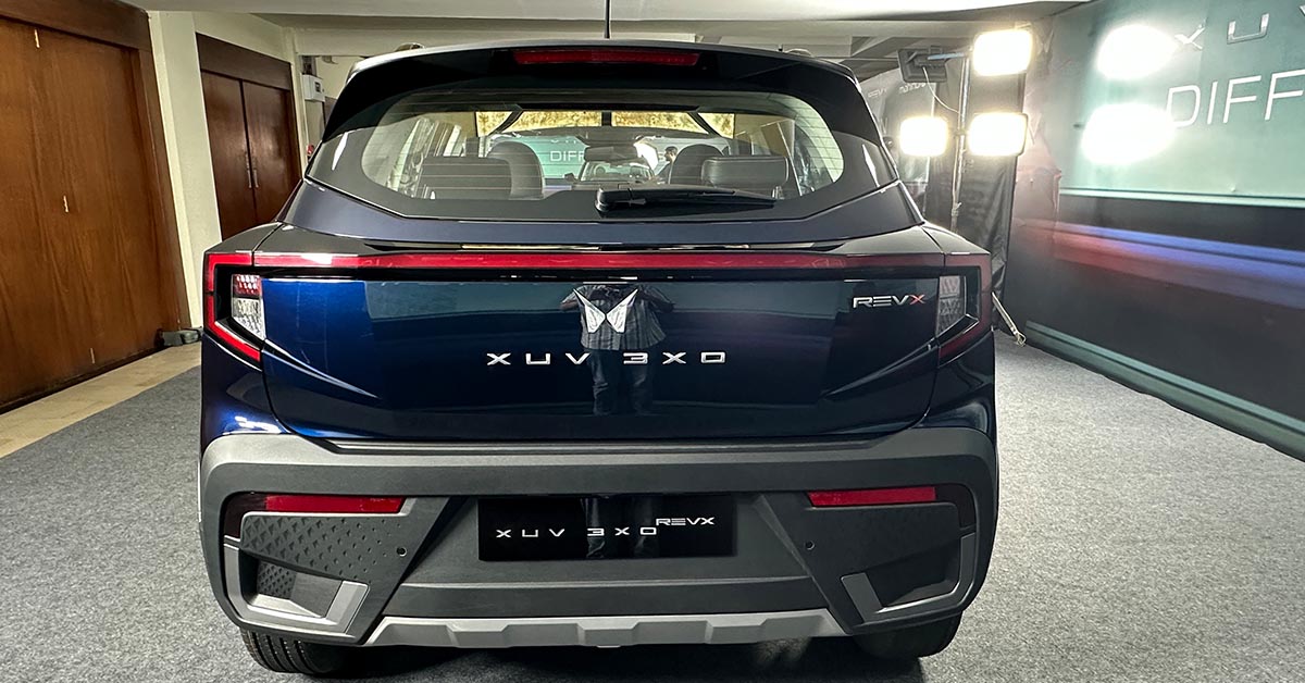 2025 Mahindra XUV 3XO REVX A Variant Exterior And Interior Design ...