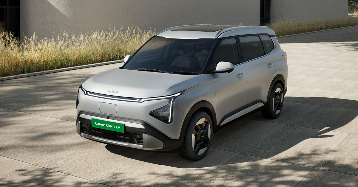 2025 Kia Carens Clavis EV HTK+, HTX, HTX ER, HTX+ ER Features Explained | CarDekho.com