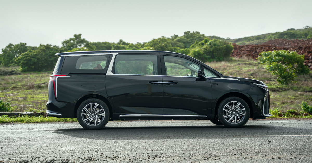 Top India Car News Of The Week: 2025 Renault Triber Facelift, MG ...