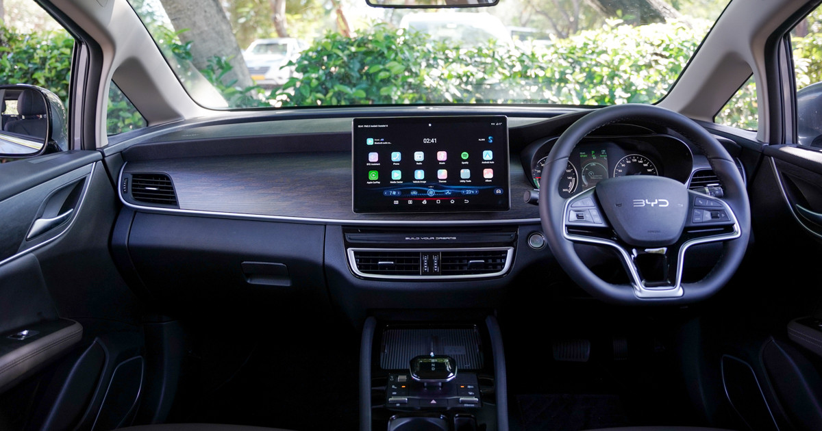 2025 Kia Carens Clavis EV Top-spec HTX Plus Variant vs BYD eMax 7 Base ...