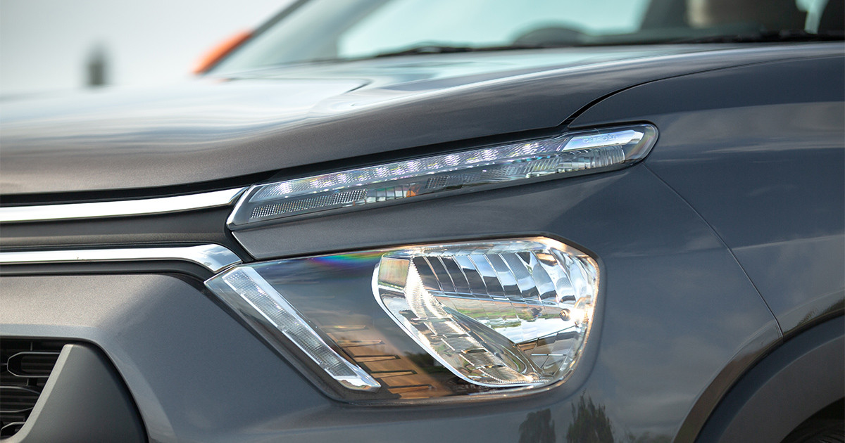 2025 Citroen C3 Variant-wise Features Explained: Live, Feel, Feel (O ...