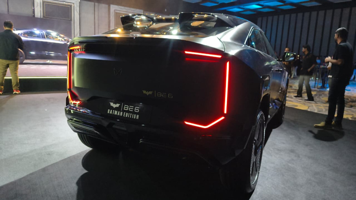 Mahindra BE 6 Batman Edition Exterior, Interior, Features ...