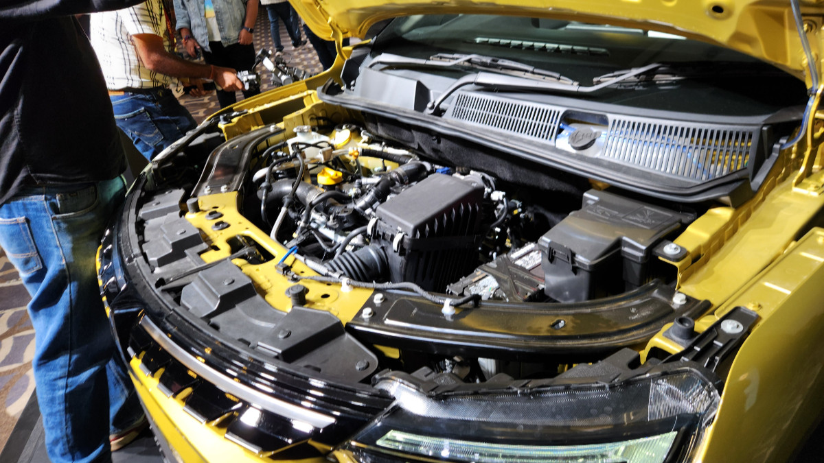 Renault Kiger Old vs New: Exterior, Interior, Features, Engine, And ...