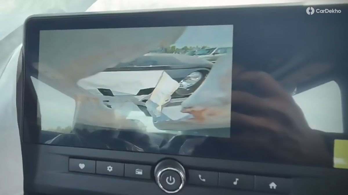 2025 Mahindra Thar 3-Door Facelift Spied: Check Out Features, Interior ...