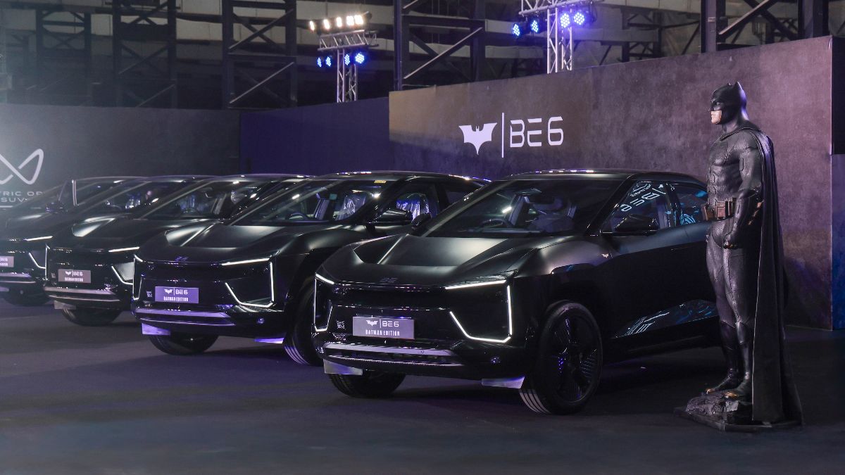 Mahindra BE 6 Batman Edition Deliveries Commence, Handed Over To 16 ...