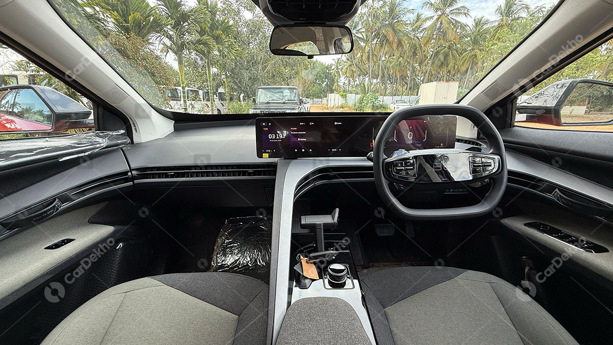 Mahindra BE 6 Pack One Base Variant Explained In 8 Real-life Images ...