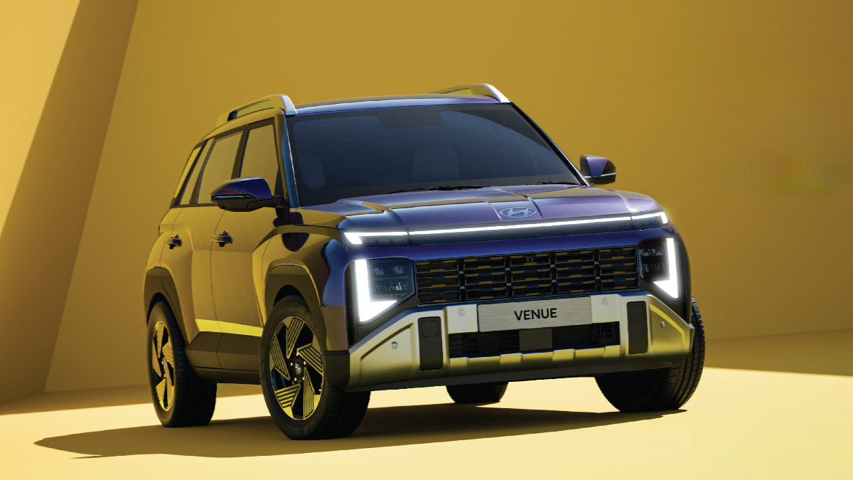 8 New Features For 2025 Hyundai Venue Nameplate: Dual 12.3-inch ...