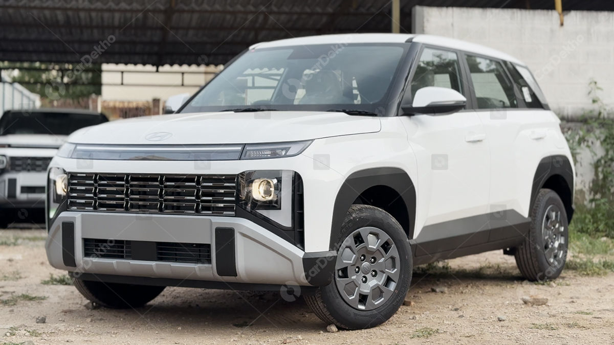 2025 Hyundai Venue One-above-base HX 4 Variant Exterior And Interior ...