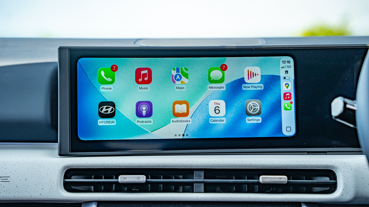 2025 Hyundai Venue Gets These 10 Features Over Mahindra XUV 3XO: Larger ...