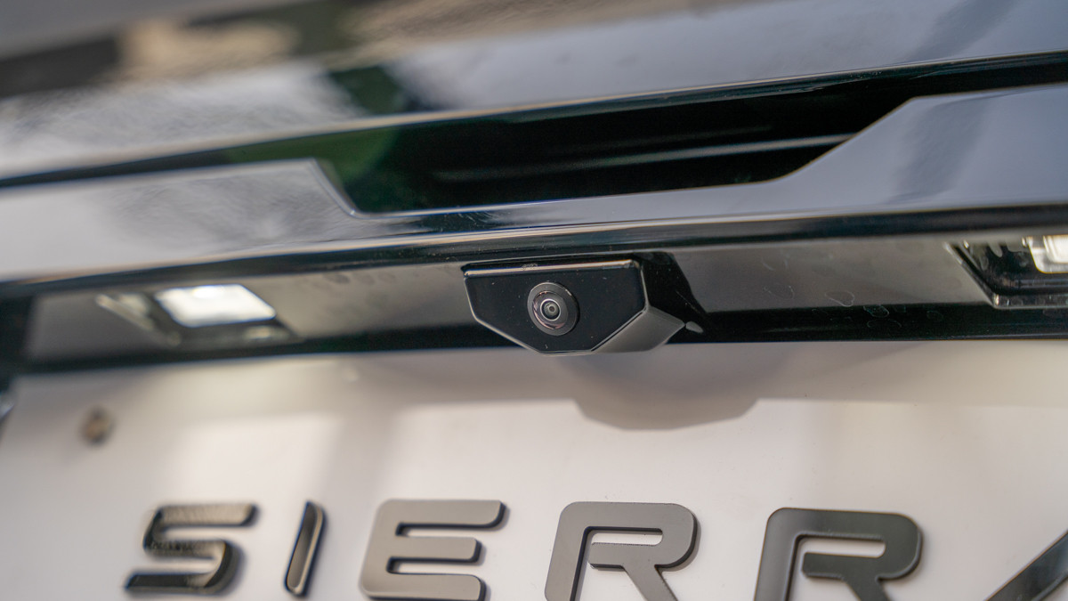 2025 Tata Sierra Variant-wise Features Explained: Smart Plus, Pure ...