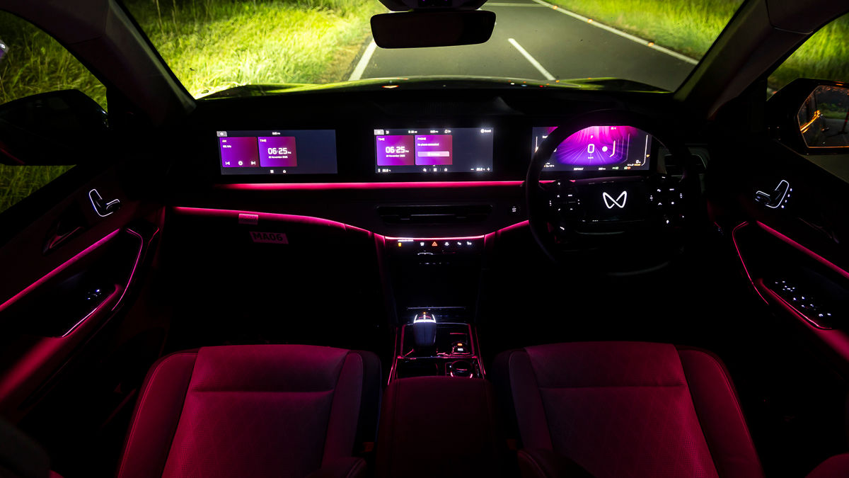 Top 10 Features Mahindra XUV 7XO Could Get Over XUV700: From Triple ...