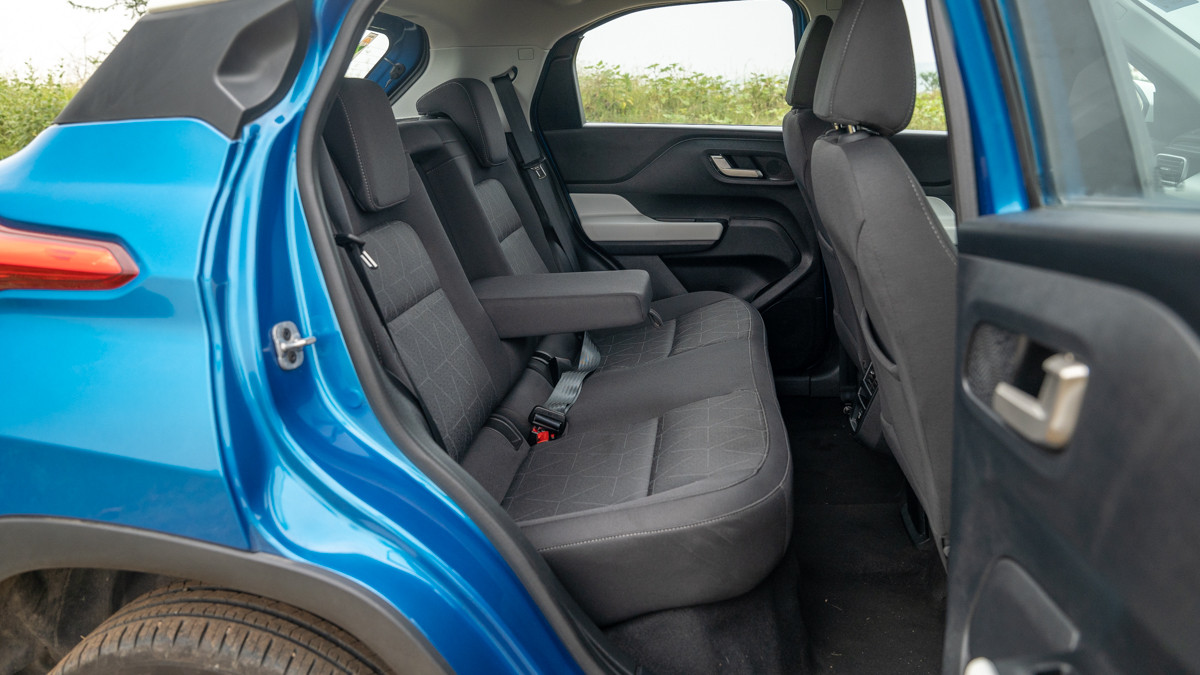 2026 Tata Punch Old vs New Compared: Exterior, Interior, Features, And ...