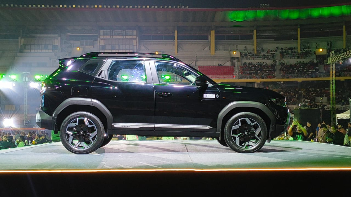 2026 Renault Duster Old vs New: Design, Cabin, Features, Engines, And ...